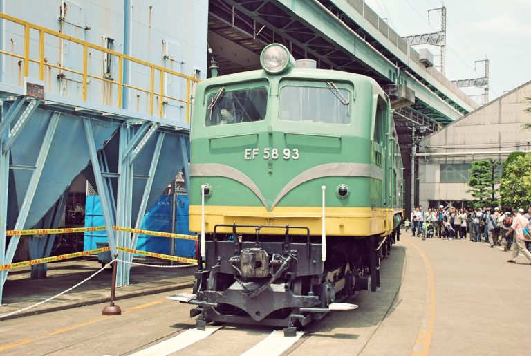 さらば青大将 EF58-93号機〜2013年、最後の大宮公開から | 国鉄色を追って | 国鉄のりば